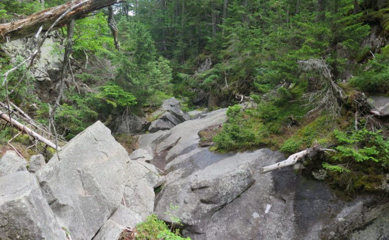 Trip Report: Mahoosuc Notch — Hiking the Toughest Mile of the ...