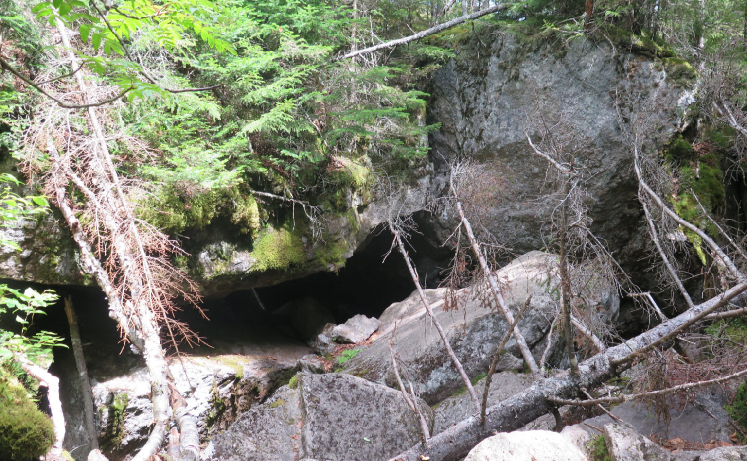 Trip Report: Mahoosuc Notch — Hiking the Toughest Mile of the ...