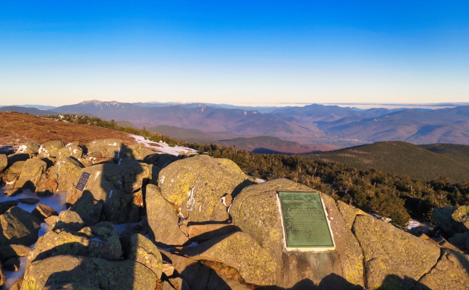 Trip Report: Golden sun on Moosilauke – Protean Wanderer