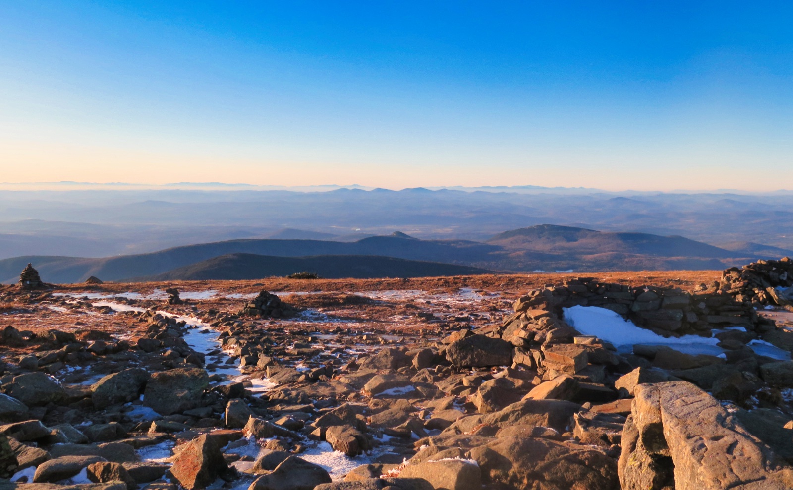 Trip Report: Golden sun on Moosilauke – Protean Wanderer